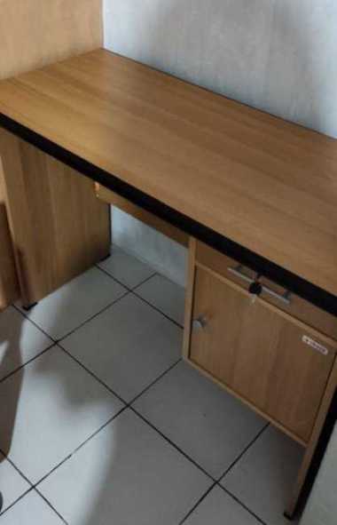 Jual MEJA TULIS MEJA KERJA MEJA MEETING MEJA RAPAT MEJA STAF MEJA ADMIN ...