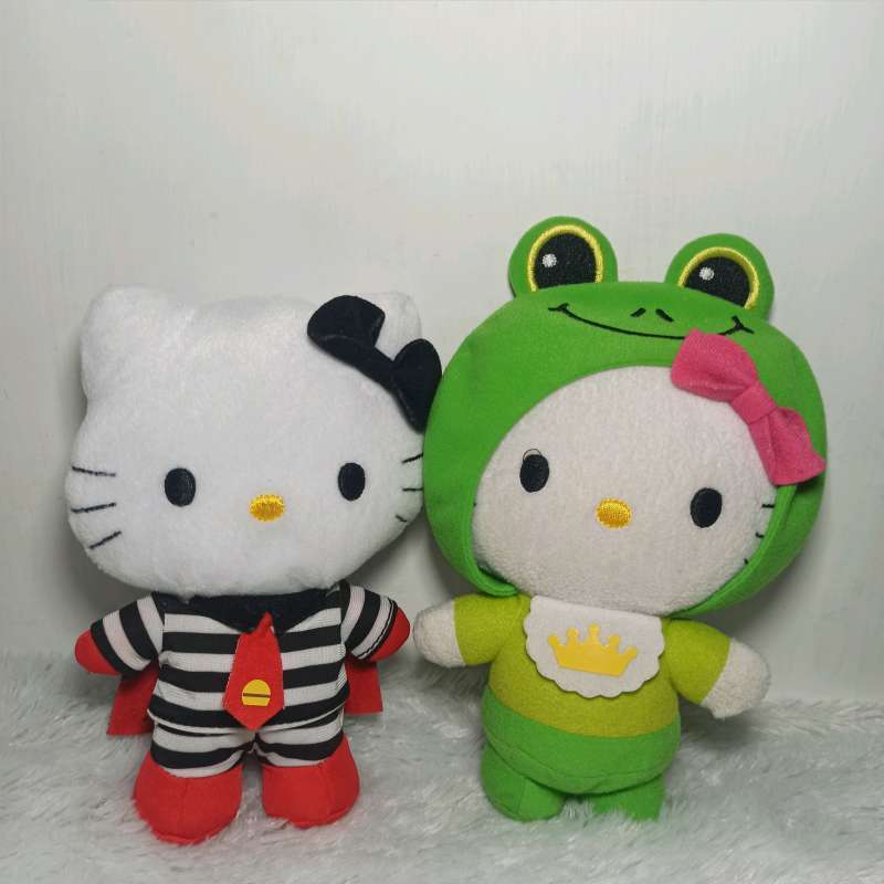 boneka hello kitty