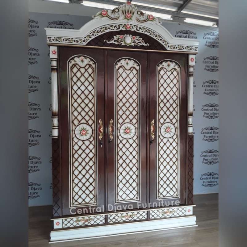 Lemari Pakaian Raja Kombinasi Pintu 3 Kayu Jati Almari Ukir Jepara