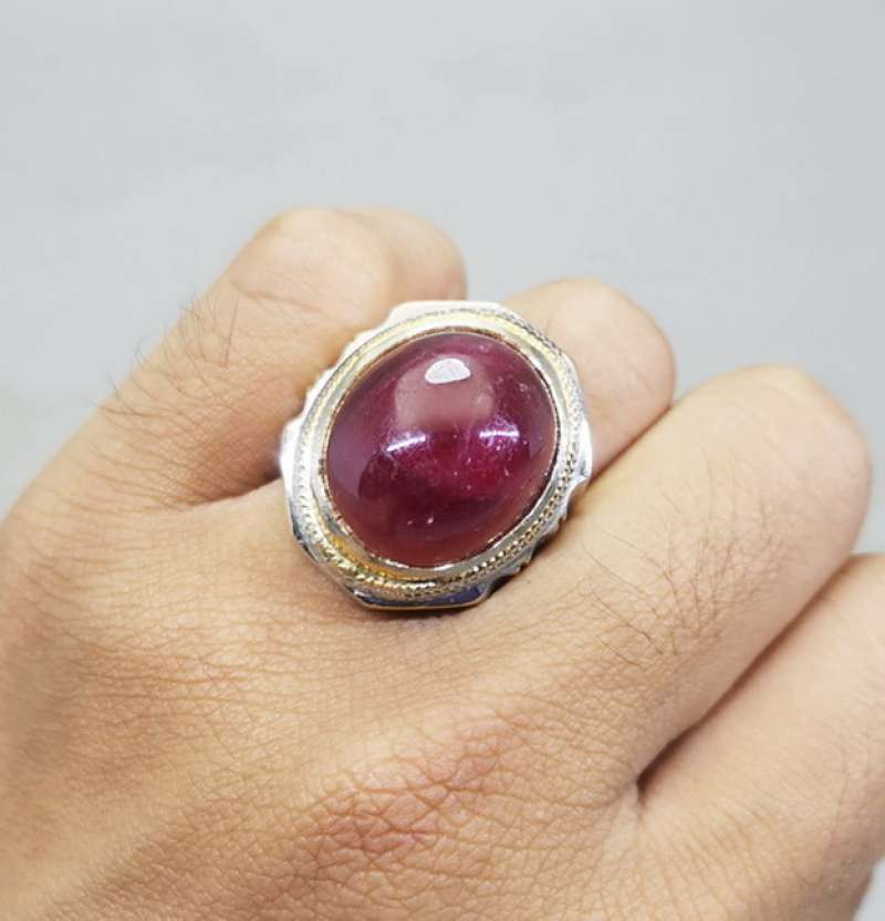 harga batu ruby