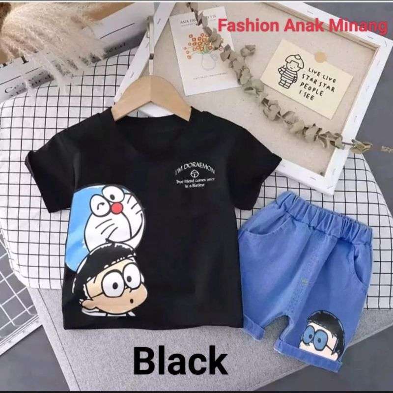 baju doraemon