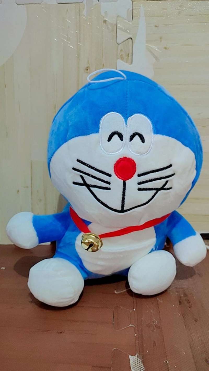 boneka doraemon original
