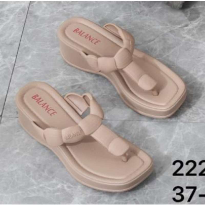 sandal jepit wedges kekinian