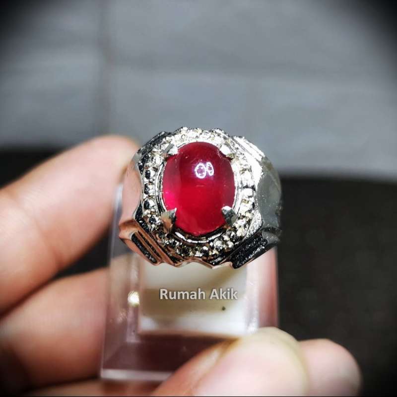 bahan batu ruby