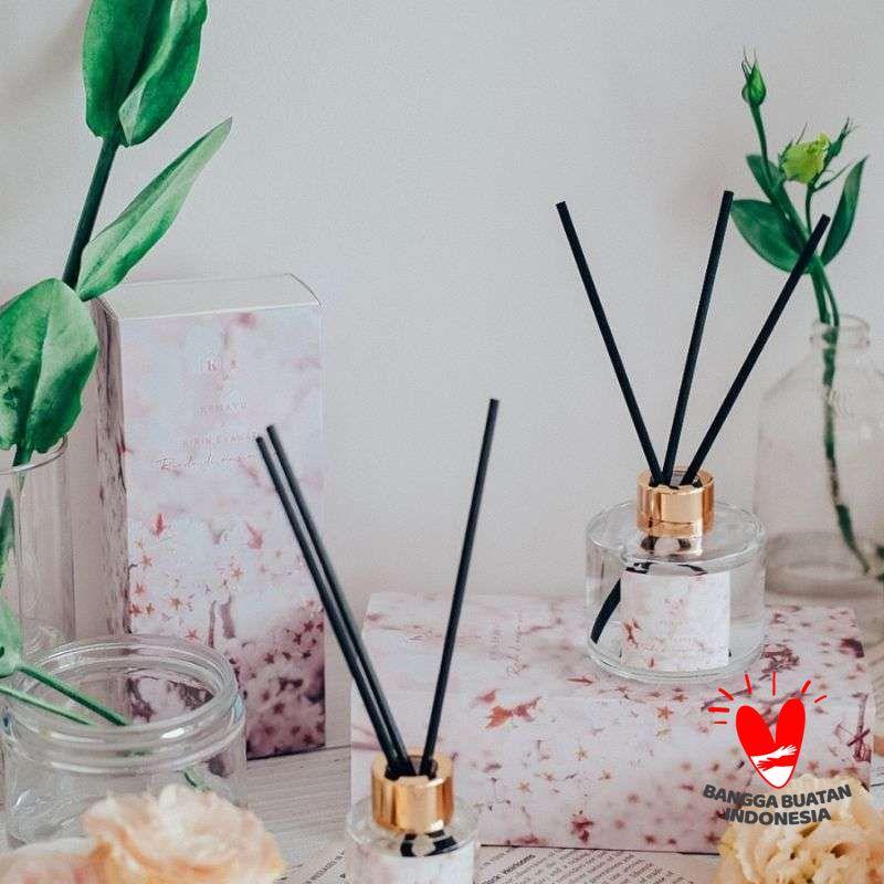 Jual Kemayu And Co Cinta Musim Semi Reed Diffuser Box Di Seller Kemayu ...
