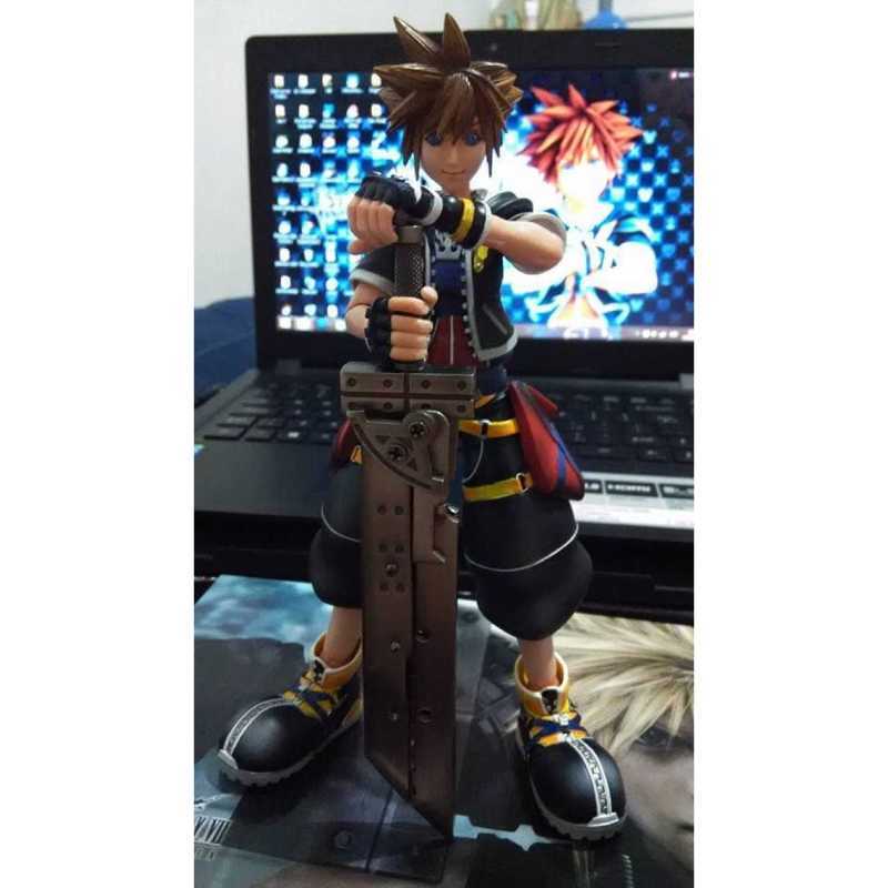 Jual Weapon Set Cloud FF VII Advent Children (bisa digabung-gabung) 1-6 ...