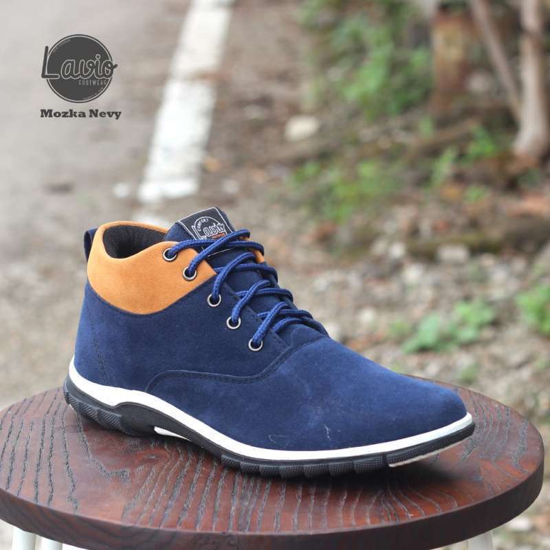 Jual Sepatu Sneakers Pria Original Lavio mozka Best Seller - NAVY SUEDE ...