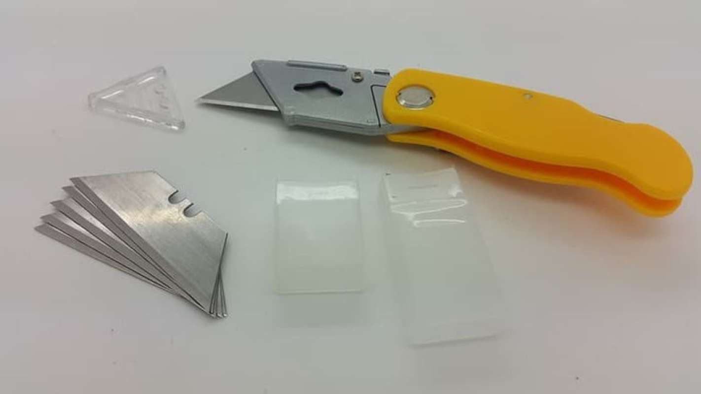 Promo folding cutter knife / Foldable knife ( pisau lipat / Cutter ...