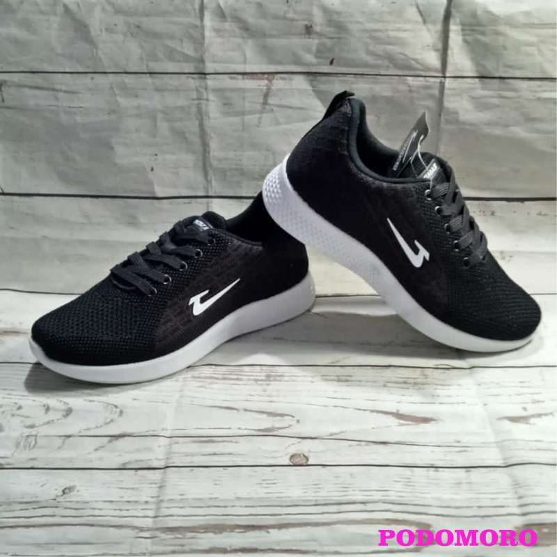 Hitam Putih Terbaru