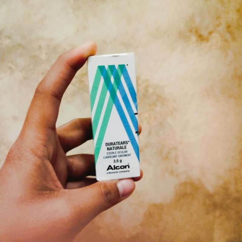 Jual Alcon Duratears Naturale Sterile Ocular Lubricant Ointment 3.5g di ...