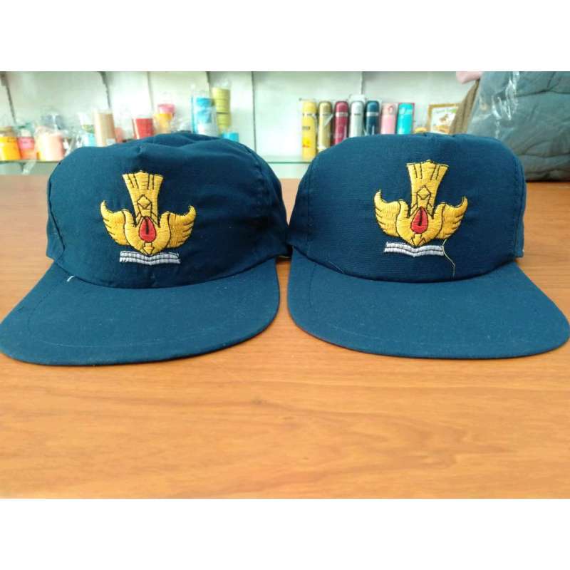 Jual topi sekolah smp di Seller Ullmaullii_Store - Kunciran Indah, Kota ...