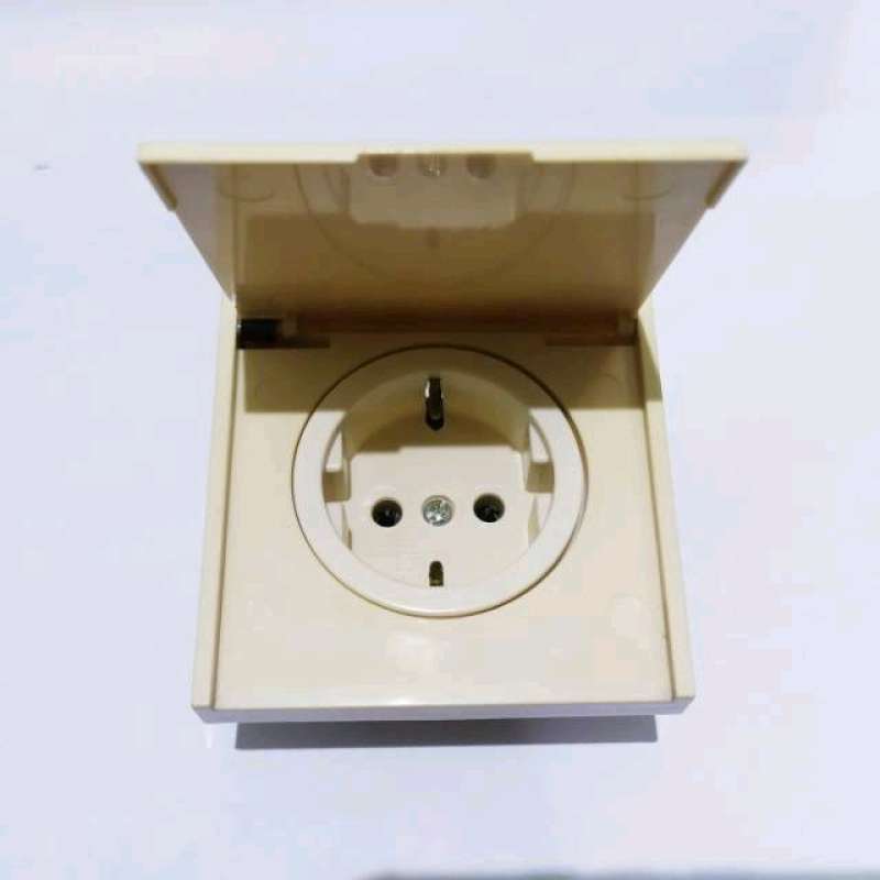 Jual Broco Stop Kontak Cover Penutup Pintu 6122 / Stop Kontak Outdoor ...