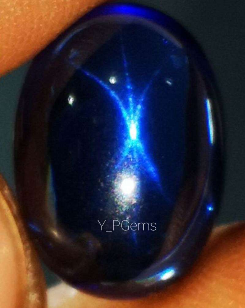 Batu King Safir