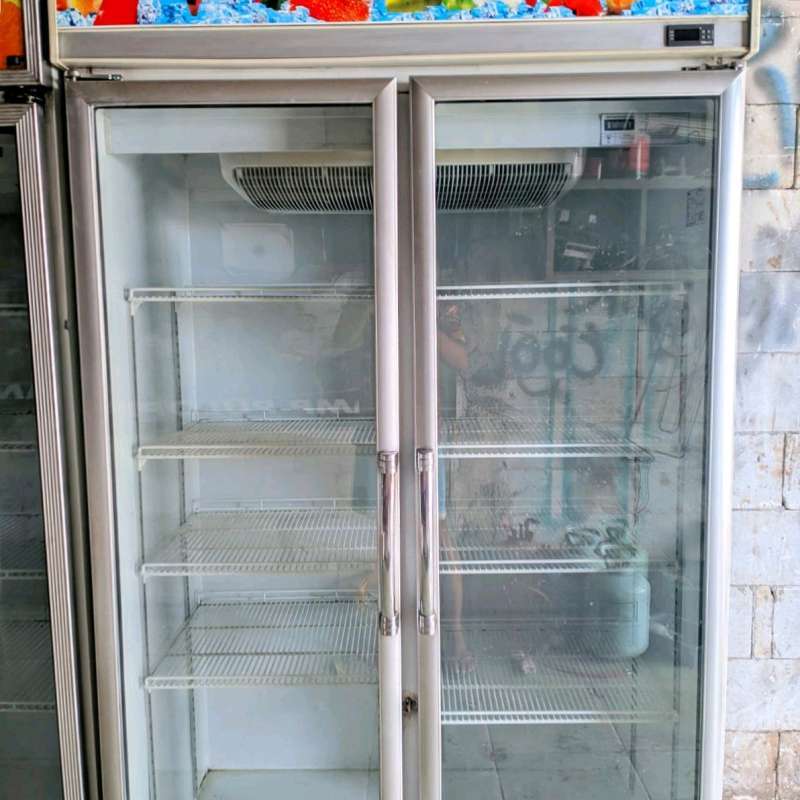 Promo showcase 2 pintu secend Diskon 5% di Seller Zona beku - Kab ...