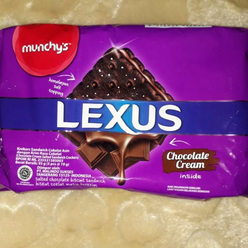Promo Munchy's Lexus Biscuit Salted Choco 95 Gram Diskon 17% di Seller ...