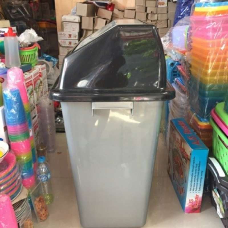 Jual Tempat Sampah Besar 100liter Buka Tutup/tong Sampah Jumbo 100 ... Jual Tempat Sampah Besar 100liter Buka Tutup/tong Sampah Jumbo 100 ...
