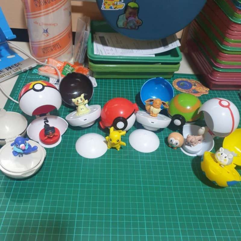 Jual Mainan Pokemon Promo KFC set 8pcs di Seller komplit banget ...