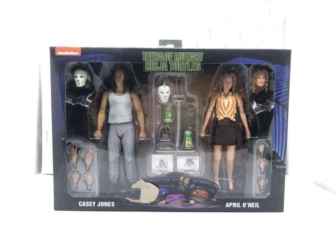 Jual NECA 7 TMNT 1990 April Oâ Neil and Casey Jones Farm 2 Pack di ...