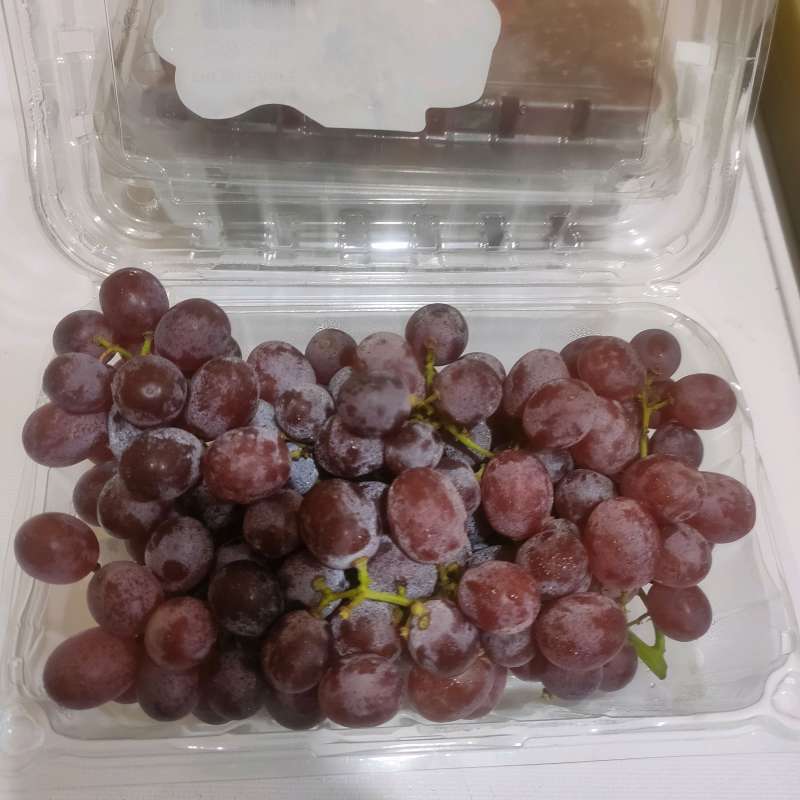 Promo Buah Anggur Merah Crimson Fresh Manis 1 box Diskon 40% di Seller ...