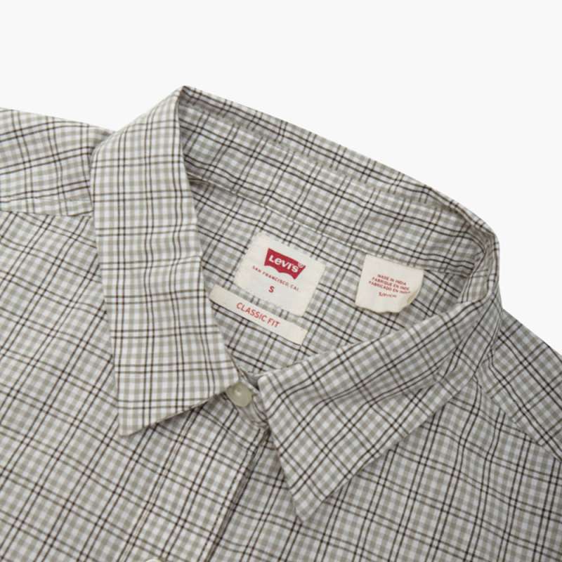 Jual Levi's® Women's The Classic Shirt (39022-0025) - M Di Seller Levi ...