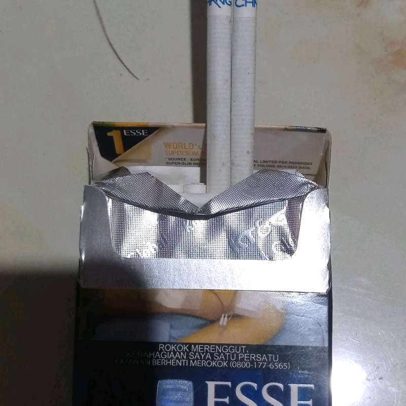 Jual Rokok Esse Change Apple mint di Seller Tri Tunggal Jaya Store ...
