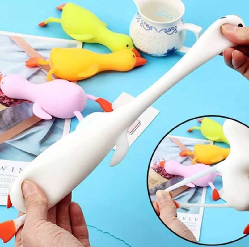 Promo Squishy Duck Bebek Fidget Toy Mainan Anak Pop It Stress Relief ...