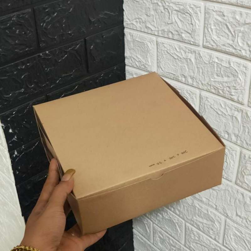 Jual dus box kraft coklat 20x20x7 (LAMINASI) min order 100pcs di Seller ...