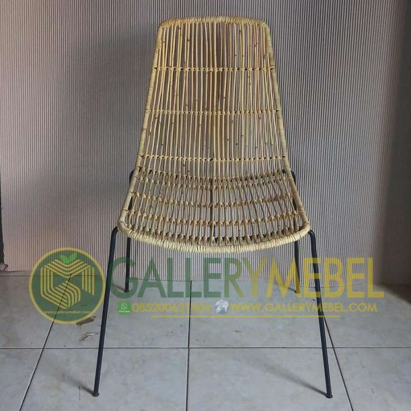 Jual Kursi Rotan Alami Unik Kombinasi Besi di Seller Gallery Mebel ...