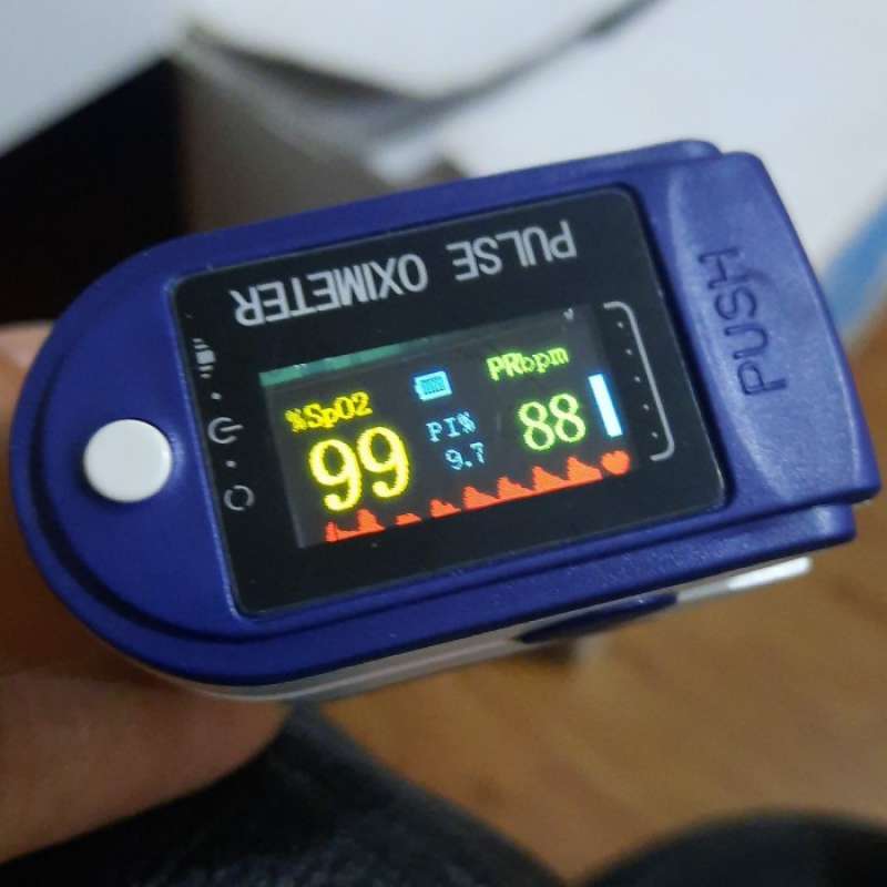 Jual Fingertip Pulse Oximeter Spo2 Alat Ukur Oksigen Dalam Darah ...