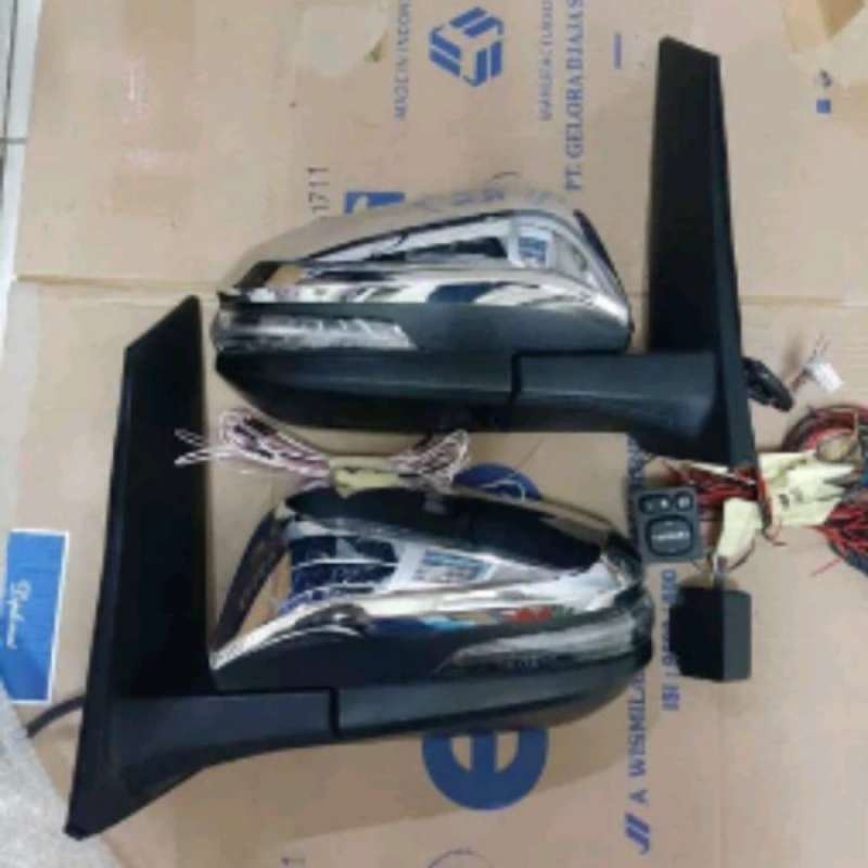 Promo modifikasi retract spion mobil innova lama pake innova reborn ...