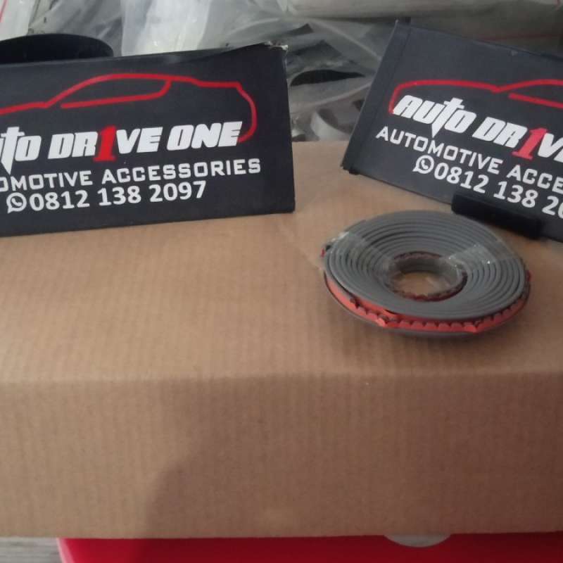Jual List Karet Side Skirt Innova Tipe V Original di Seller Fasabakhul ...