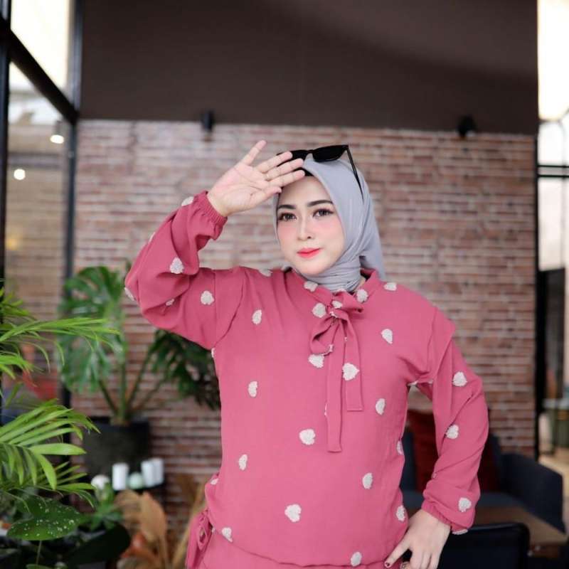 Jual One Set Rok Muslim Bata di Seller Hms store id - Ciroyom, Kota ...