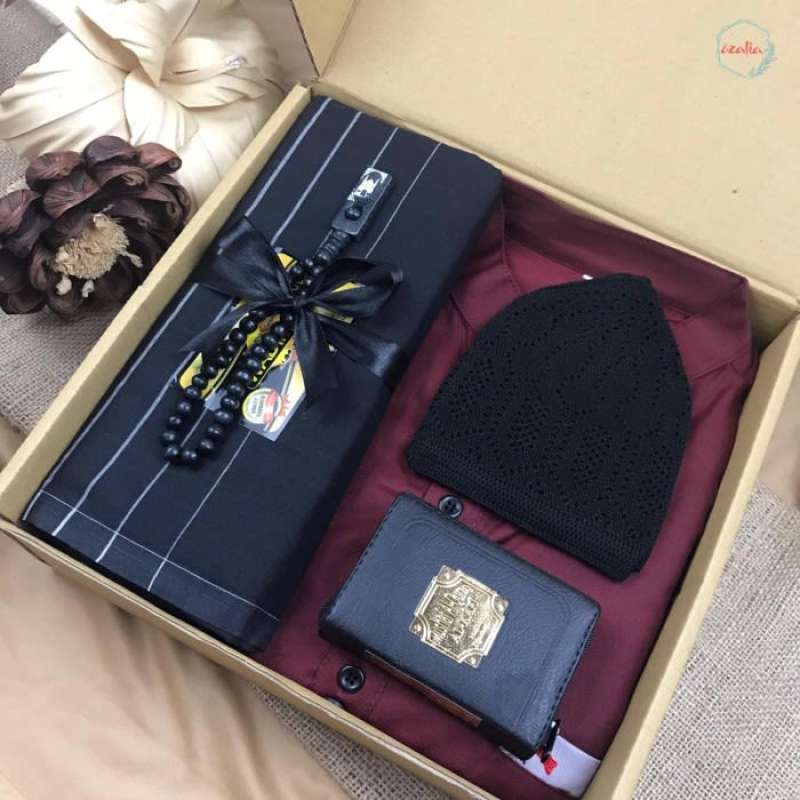 Promo Unik Hampers Gift Box Premium Kado Cowok Kado Ultah Wisuda ...