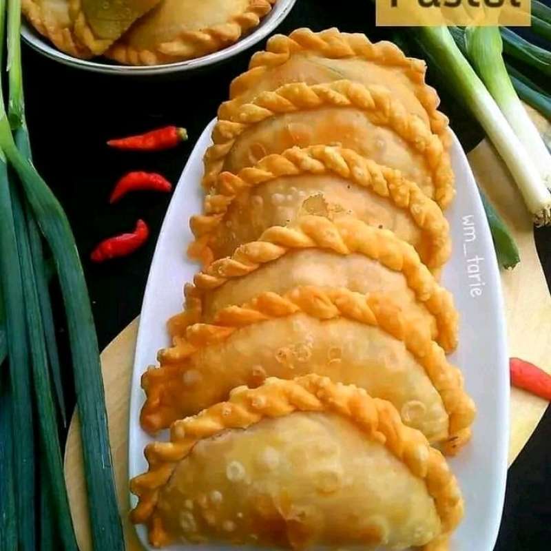 Jual Pastel Rogut Ayam Kentang Frozen Homemade 5s Di Seller Hokki.id ...