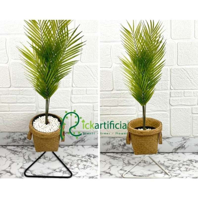 Jual Pohon Palem Lancip Latex Artificial Cover Purun Standing Segitiga ...