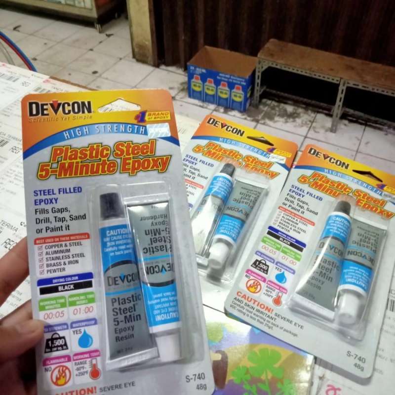 Jual Devcon Lem Besi Plastik Epoxy 5 Menit -S5 Plastic Steel Epoksi di ...