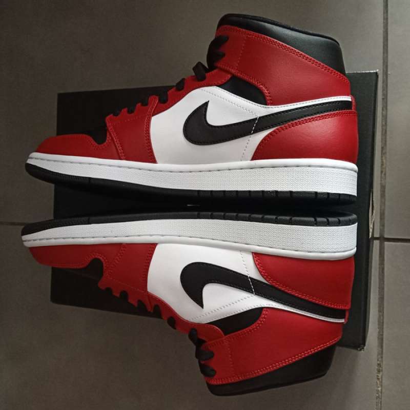 Jual Nike Air Jordan 1 Mid Chicago Toe Sepatu Sneaker Pria[55472406 ...