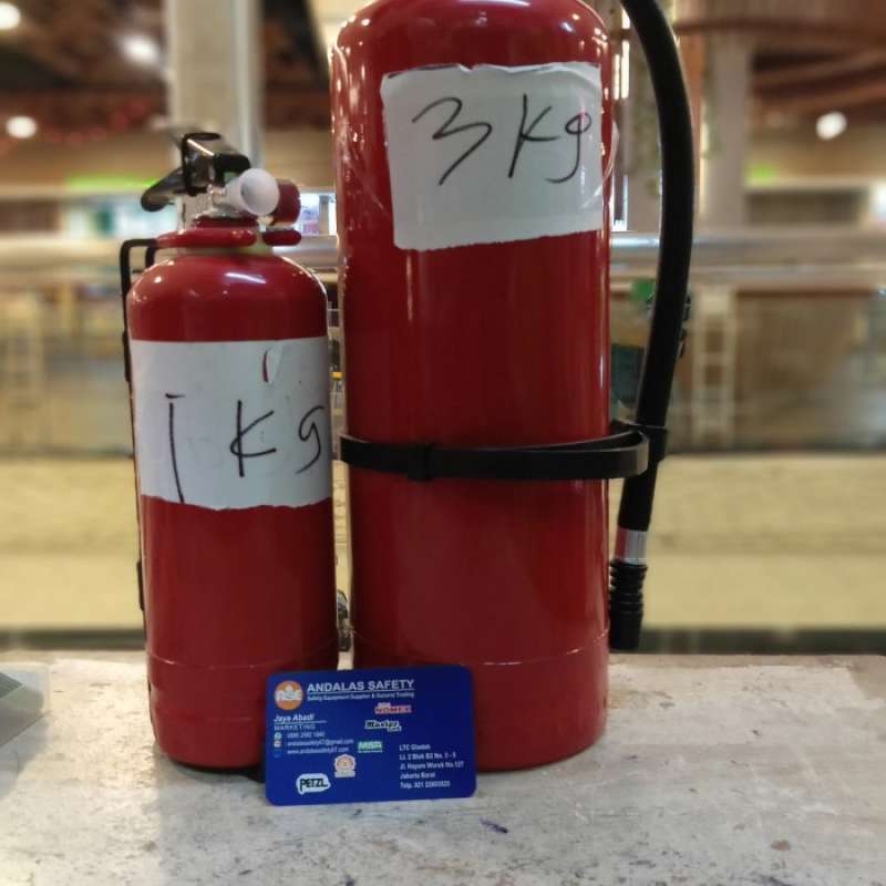 Promo apar 1kg dan 3 kg alat pemadam alat safety Diskon 23% di Seller ...
