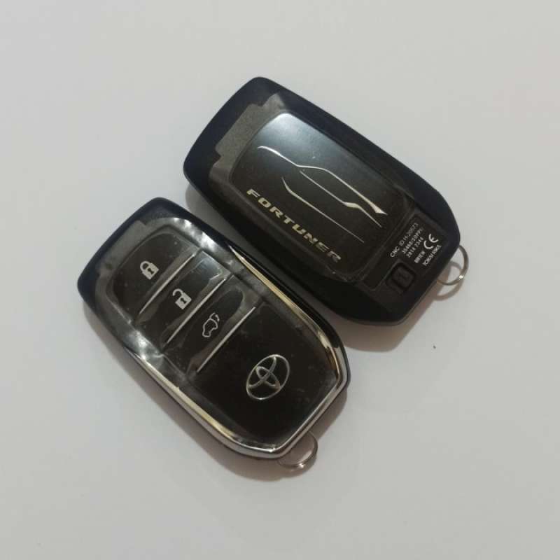 Promo Remote Kunci Smartkey Toyota Fortuner VRZ 3 Tombol Diskon 23% di ...