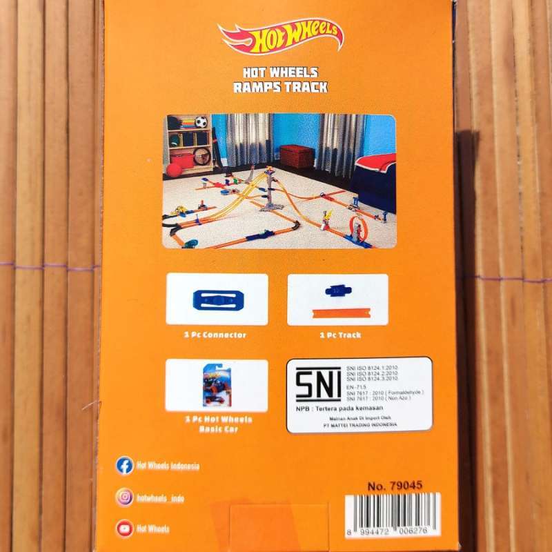 Jual Hotwheels Ramp Jump Track Set Include Diecast - Track Builder ...