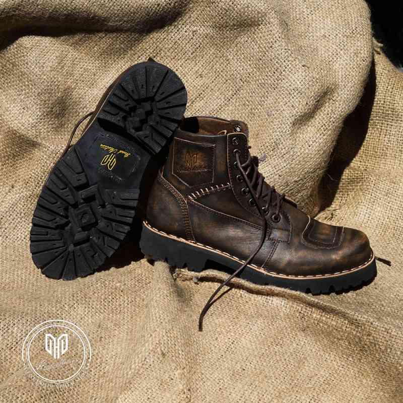 Promo Hard Motion Thunder Bold Brush Off Sepatu Pria Boots Safety Ujung ...