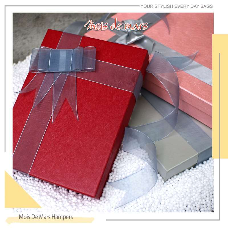 Jual Mois De Mars Gift Package Set di Seller Mois de Mars Bags Official ...