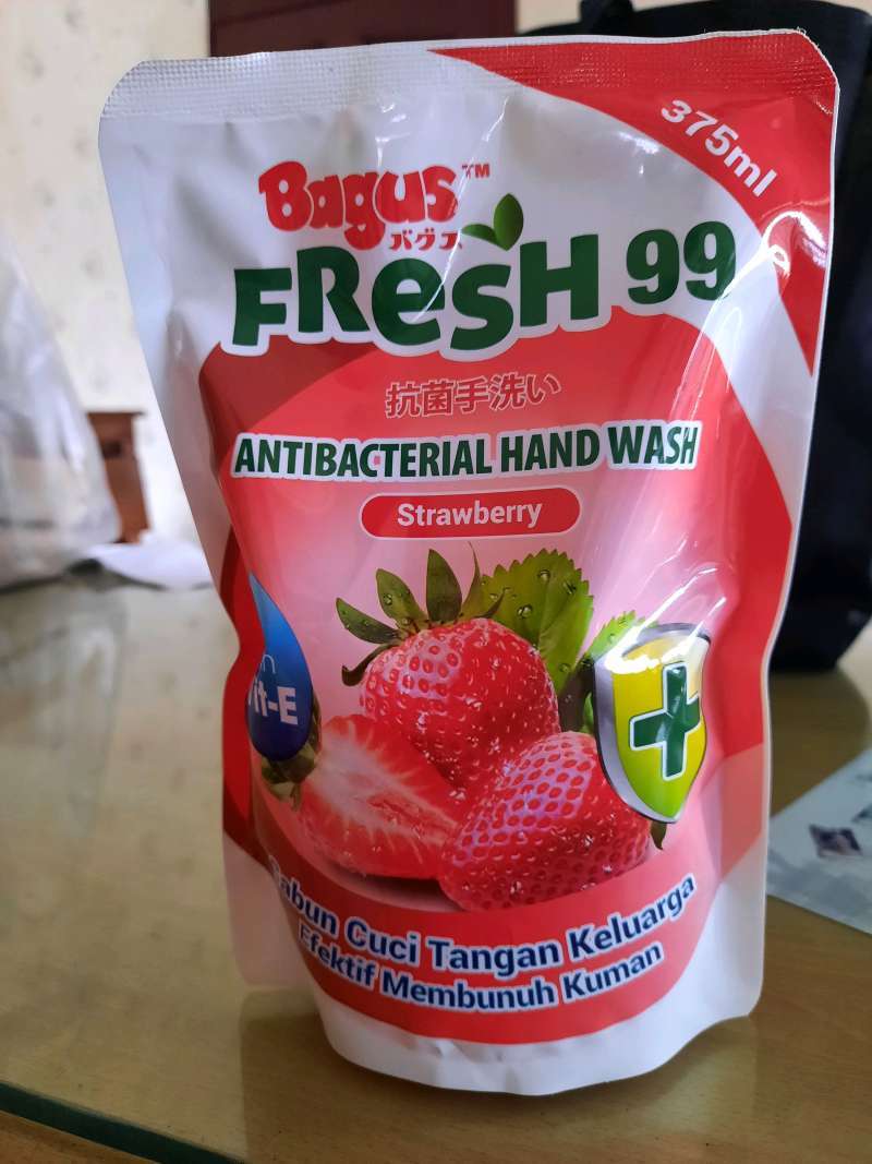 Promo BAGUS Fresh 99 Sabun Cuci Tangan Anti Bakteri Pouch 375 ml Diskon ...