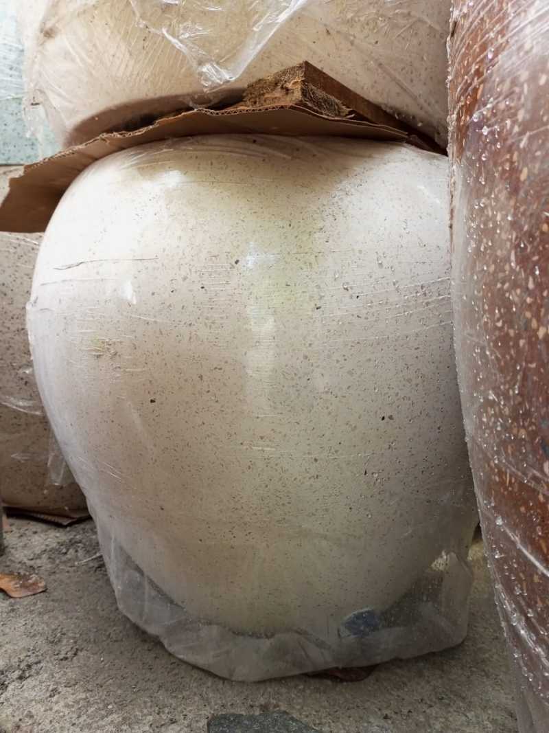 Jual Batu Alam Gentong Bulat Kecil Putih Mix di Seller Rofah Stone ...