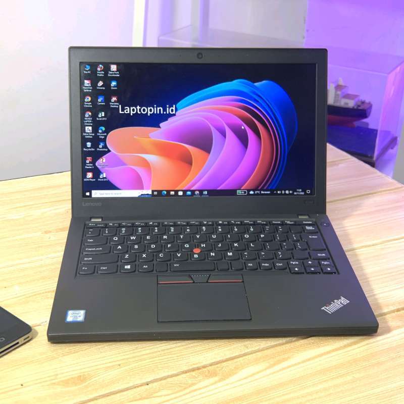 Jual LENOVO THINKPAD X260 CORE I5-6300U 8GB SSD 256GB di Seller ...