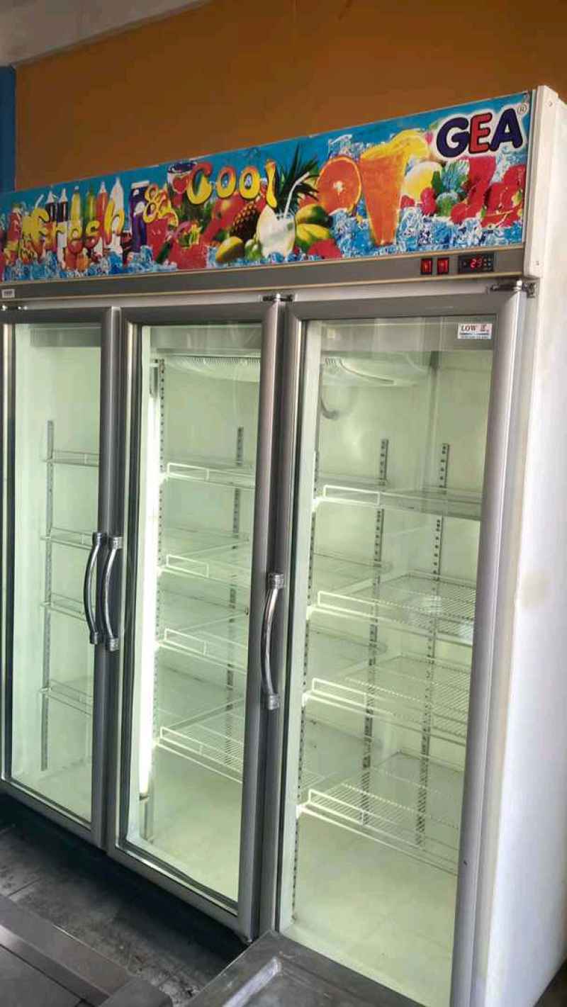 Jual Showcase 3 Pintu Gea 1500 Liter Di Seller Zona Beku - Karangjaya ...