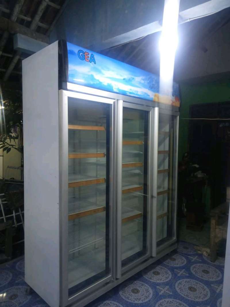 Jual Showcase 3 Pintu Gea 1500 Liter Di Seller Zona Beku - Karangjaya ...