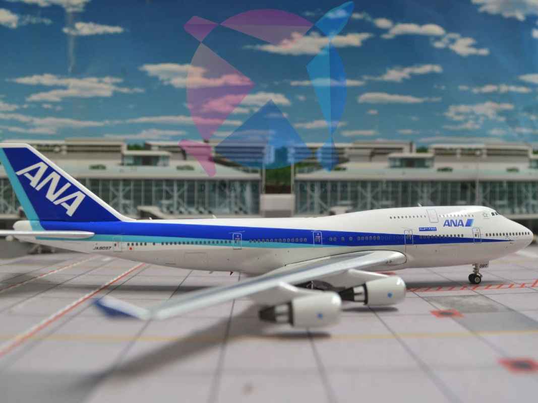 Jual Phoenix 1/400JA8097 All Nippon Airways (ANA) Boeing 747-400 Happy ...