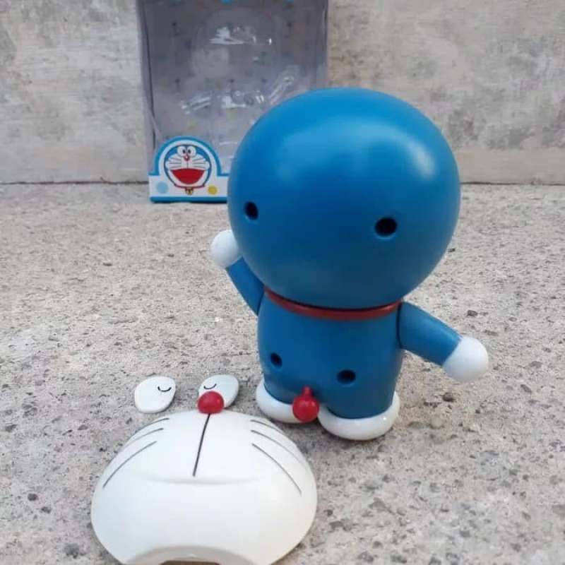 Jual MAINAN FIGURE KARTUN DORAEMON - MINIATUR DORAEMON MAINAN ANAK di ...