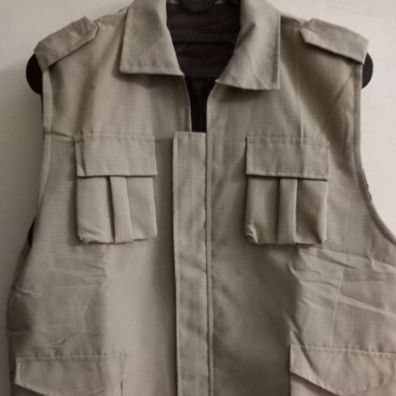 Jual rompi cream/rompi lapangan/polos#krem#coklat - Multicolor Semua ...